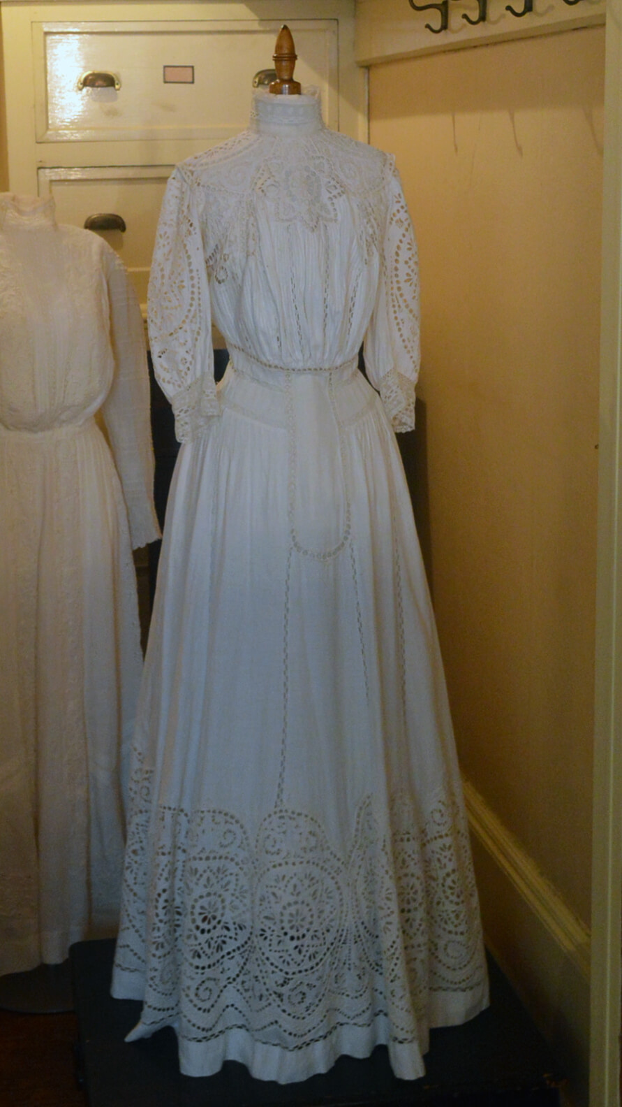 Spring Fashion | The Frick Pittsburgh