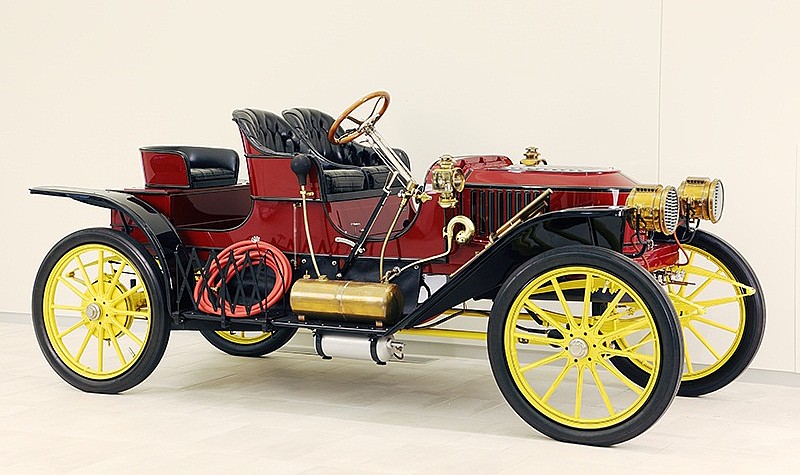 From Carriages to Cars | The Frick Pittsburgh Museums & Gardens